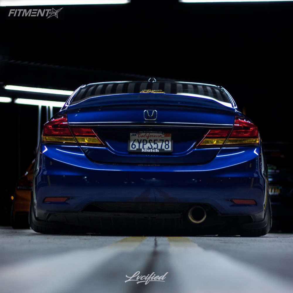 2013 Honda Civic Si with 17x9 Klutch ML7 and Delinte 205x45 on Air ...