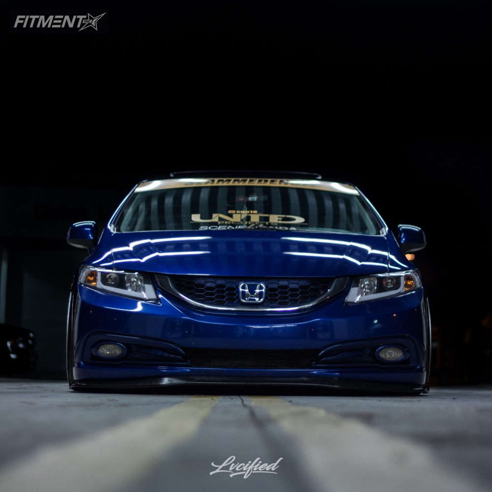 2013 Honda Civic Si with 17x9 Klutch ML7 and Delinte 205x45 on Air ...