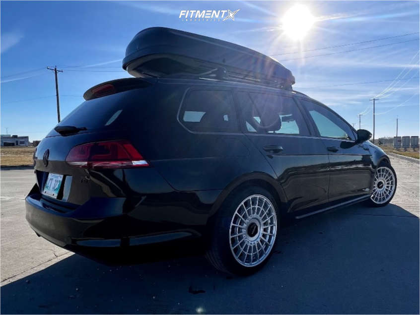 2017 Volkswagen Golf SportWagen SE with 18x8.5 Rotiform Las-r and ...