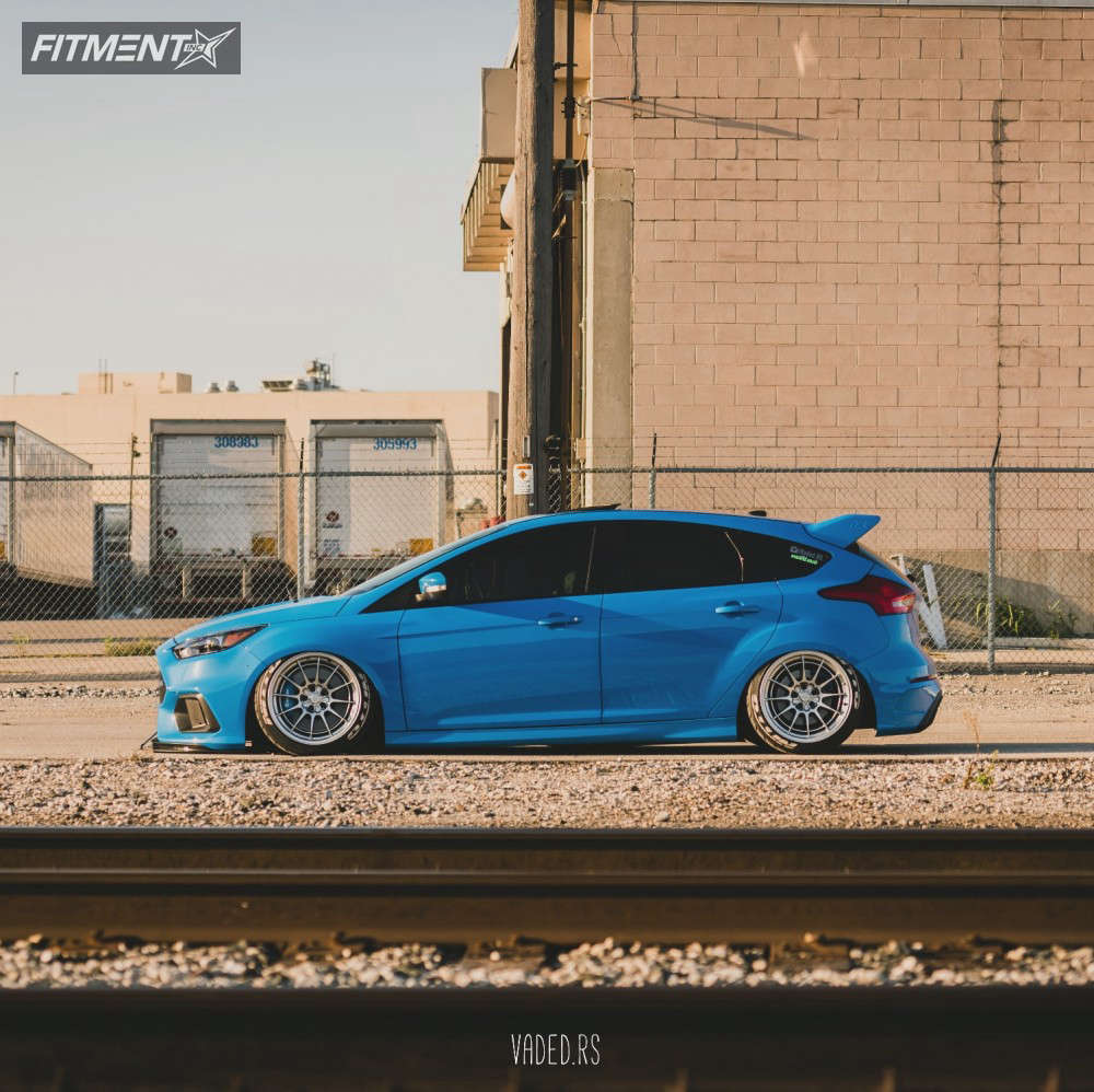2016 Ford Focus Titanium with 18x9.5 Enkei Nt03 and Nitto 235x40 on Air ...