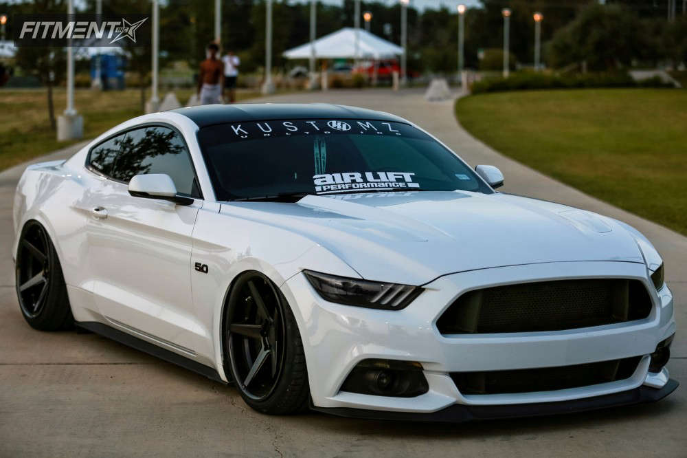 Pimped Out Mustang Gt