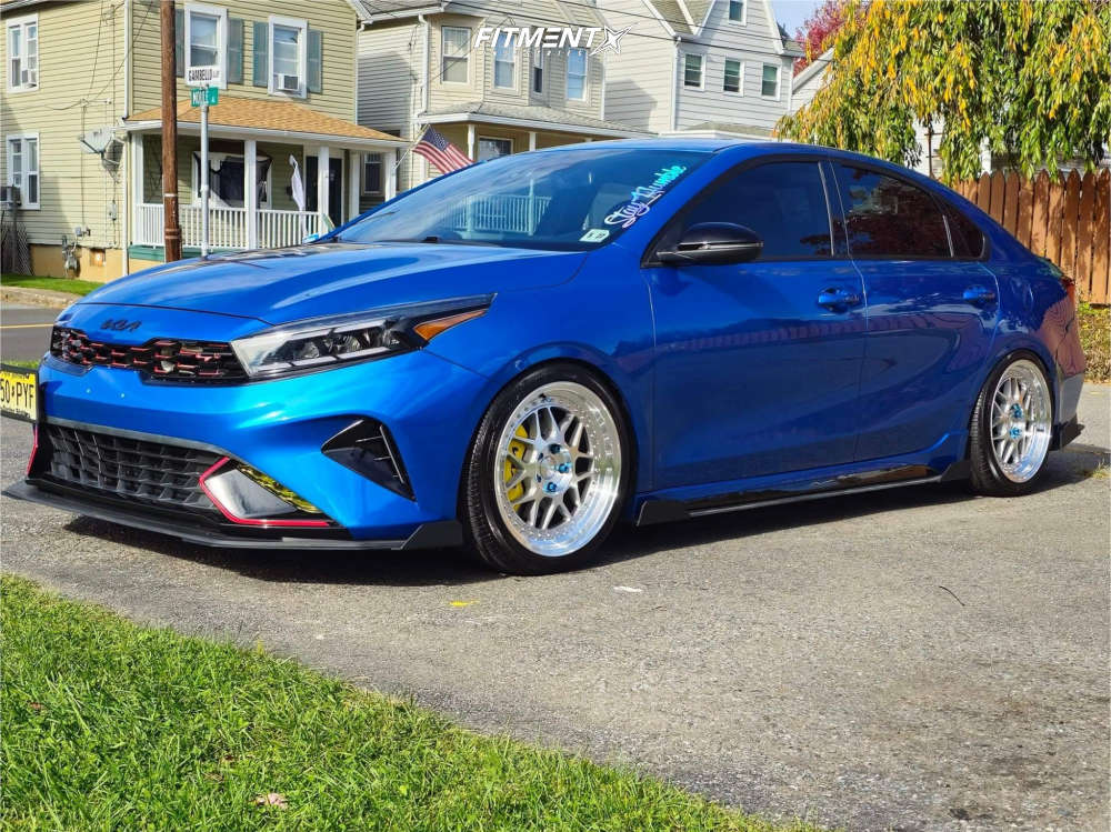 2022 Kia Forte GT with 18x8.5 ARC Ar9 and Hankook 225x40 on Coilovers ...