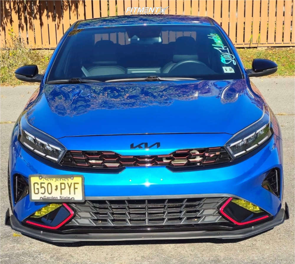 2022 Kia Forte GT with 18x8.5 ARC Ar9 and Hankook 225x40 on Coilovers ...