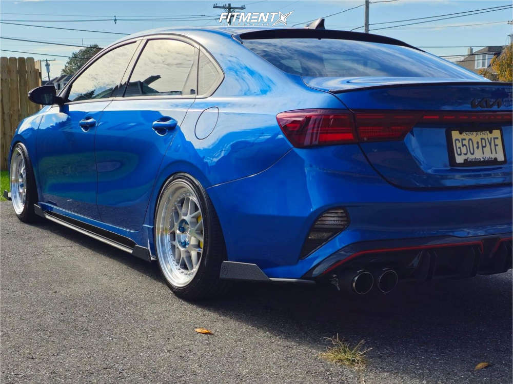 2022 Kia Forte GT with 18x8.5 ARC Ar9 and Hankook 225x40 on Coilovers ...