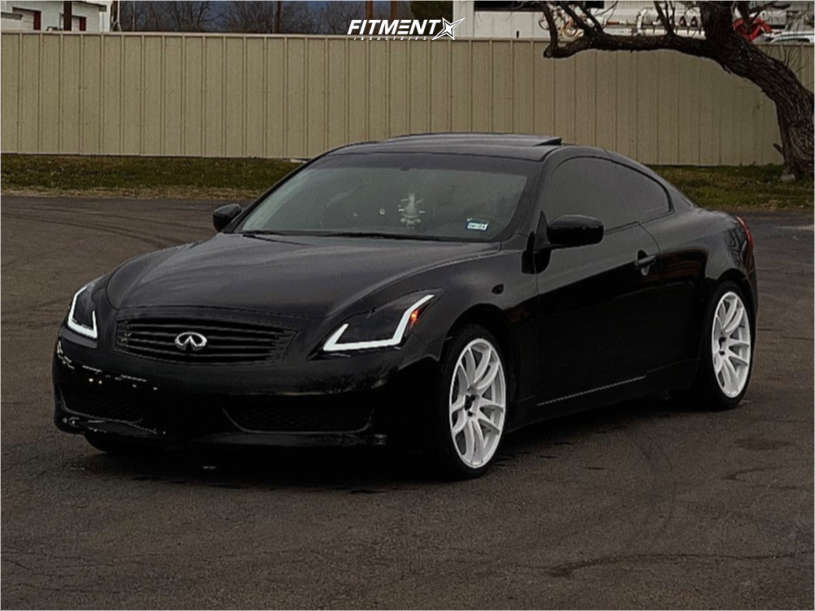 2009 INFINITI G37 Base with 19x8.5 Vors Tr4 and Nitto 235x35 on Stock ...