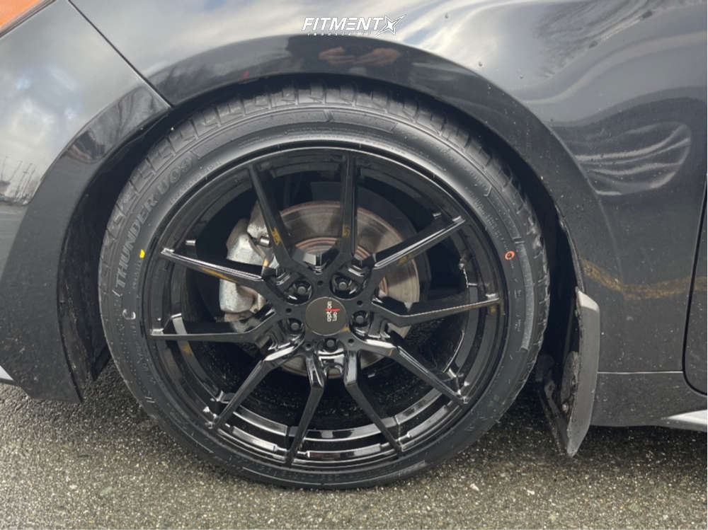 2021 Toyota Corolla LE with 18x8.5 Option Lab R716 and Continental ...