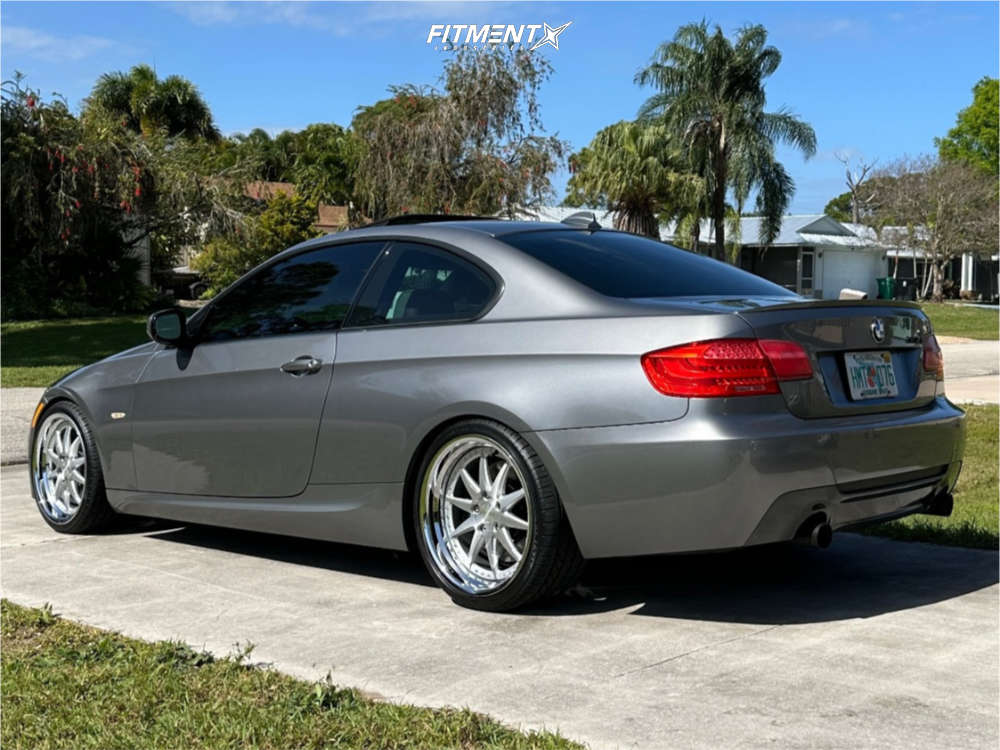 2011 BMW 335i Base with 19x8.5 Rennen Csl-1 and Lexani 255x30 on Stock ...