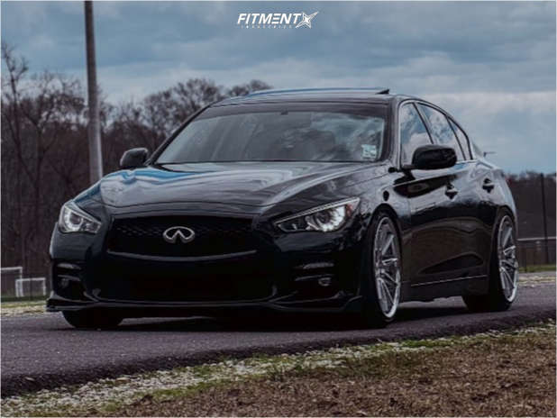 2015 INFINITI Q50 Premium with 20x10 Ferrada Cm2 and Lexani 245x35 on ...