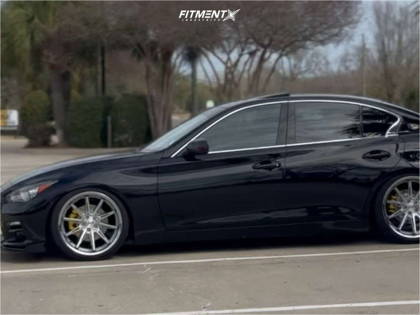2015 INFINITI Q50 Premium with 20x10 Ferrada Cm2 and Lexani 245x35 on ...
