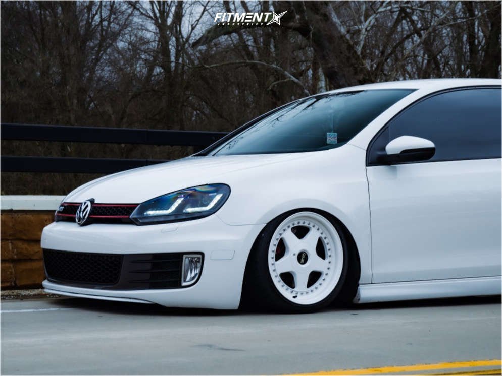 2013 Volkswagen GTI Base with 17x8.5 OZ Racing Futura and Nitto 205x40 ...