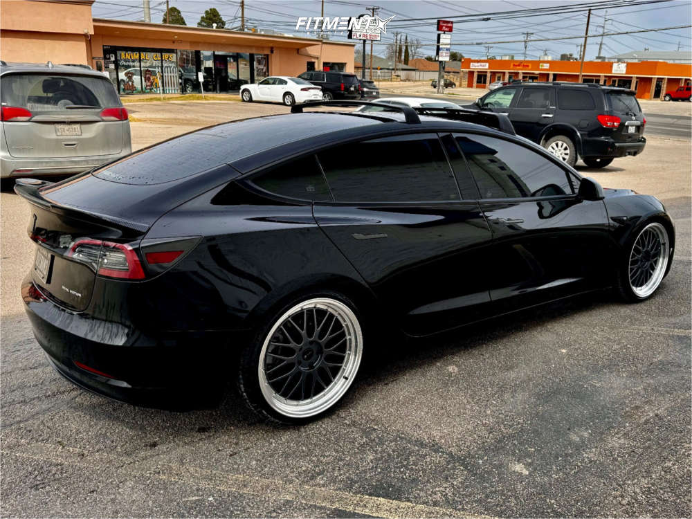 2023 Tesla 3 Long Range with 20x9.5 Vors Vr8 and Lexani 225x35 on ...