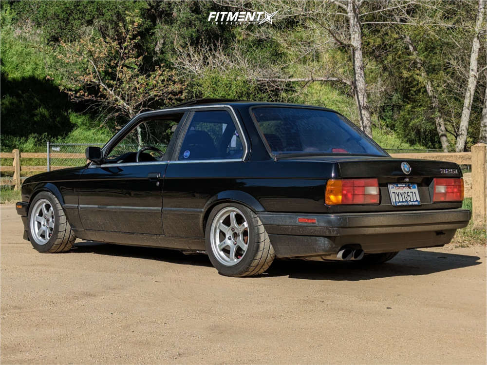 1989 BMW 325i Base with 15x8 Volk Te37 and Kumho 225x45 on Coilovers ...