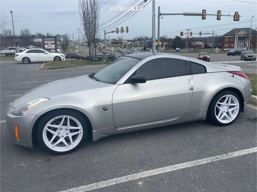 2004 Nissan 350Z Enthusiast with 18x9.5 Kansei Astro and Vercelli ...