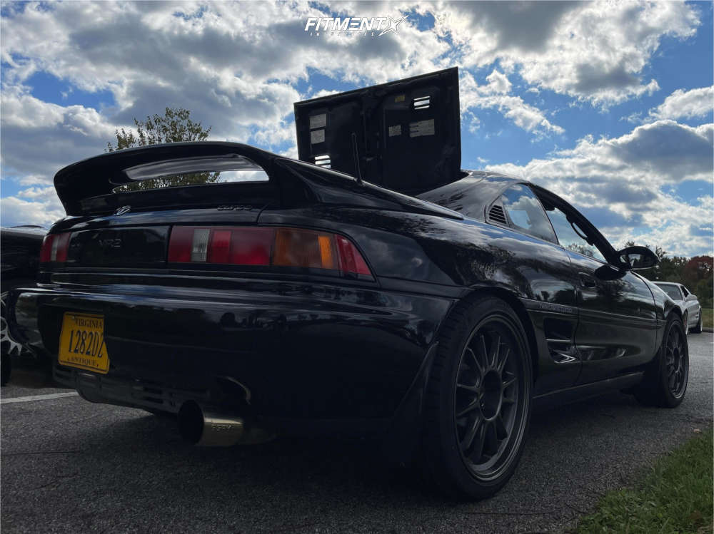 1993 Toyota MR2 Turbo with 17x8 Konig Hypergram and Kumho 215x40 on ...