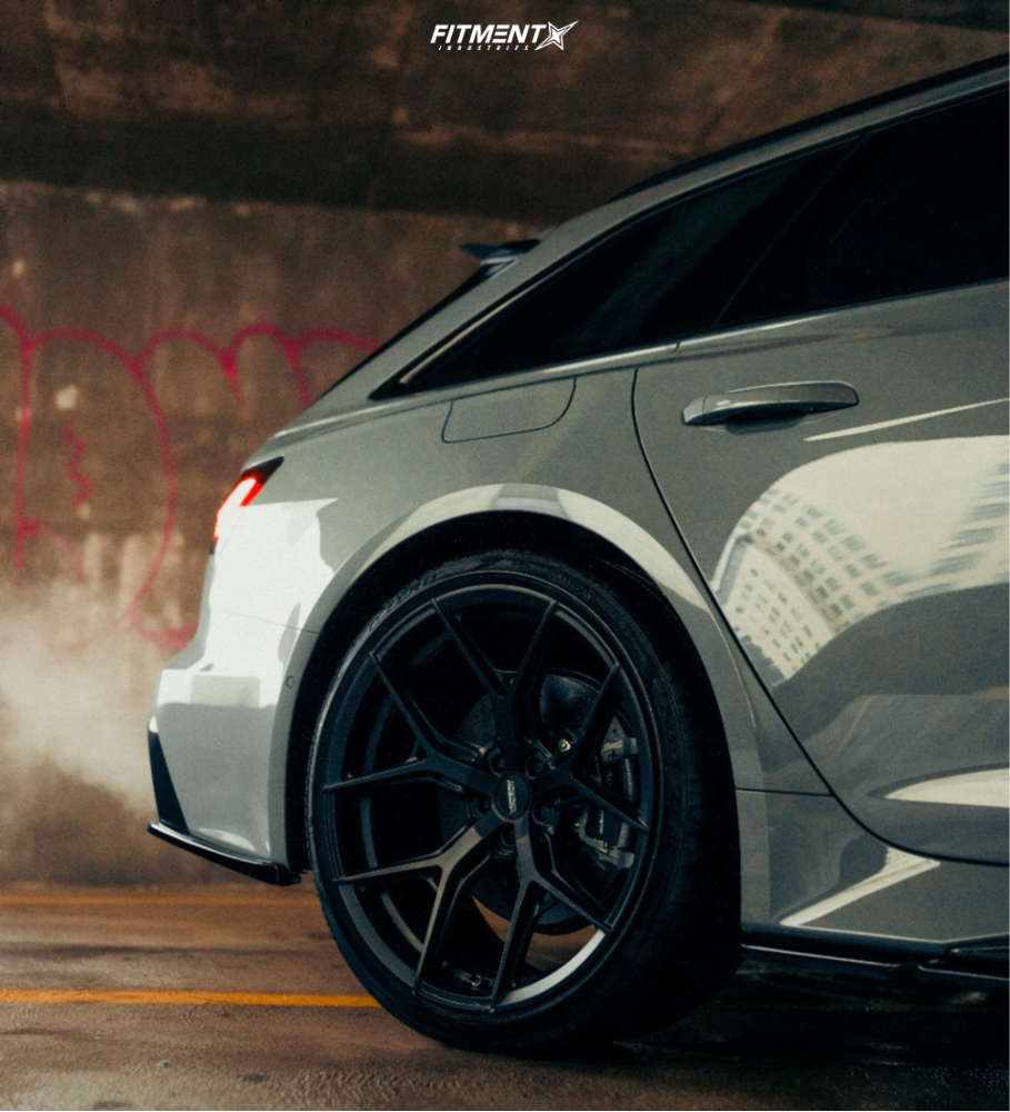 2021 Audi RS6 Avant Carbon with 22x10.5 Vossen Hf5 and Continental ...