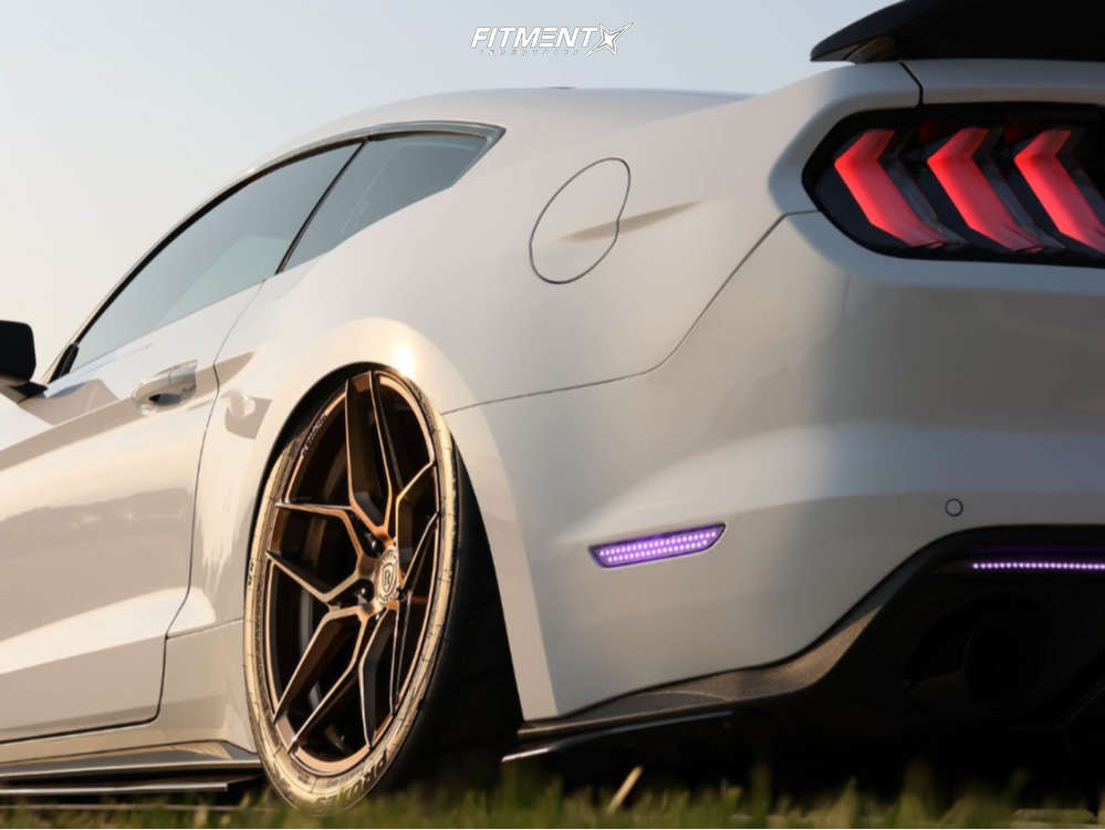 2017 Ford Mustang GT with 20x10 Rohana Rfx11 and Toyo Tires 255x35 on ...