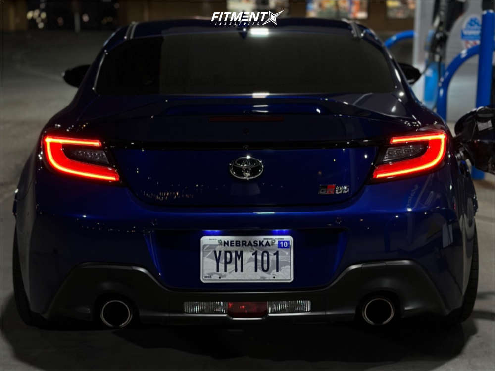 2023 Toyota GR86 Premium with 18x8.5 Aodhan Ah02 and Vercelli 225x40 on ...