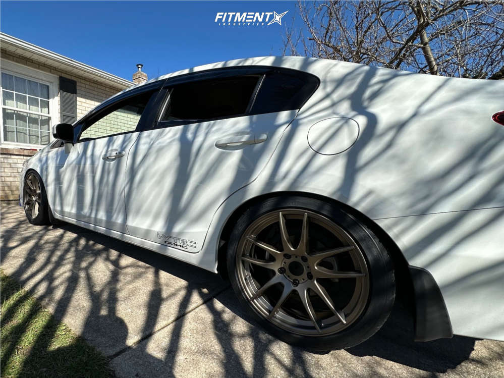 2015 Honda Civic Si with 18x8.5 AVID1 Av32 and Nitto 225x40 on ...
