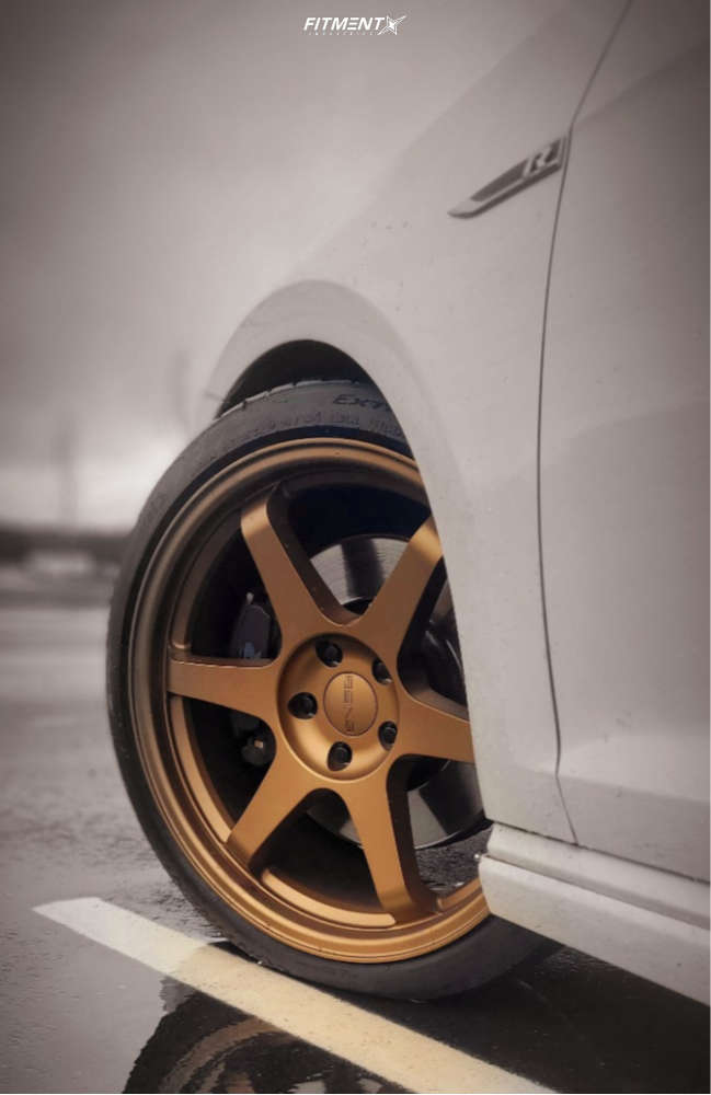 2017 Volkswagen Golf R Base with 19x8.5 9SiX9 Six-1 and Continental ...