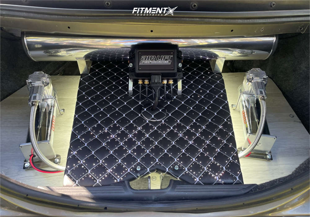 2001 Ford Mustang GT with 18x9.5 Aodhan Ds02 and Continental 255x40 on Air Suspension | 2945671 ...