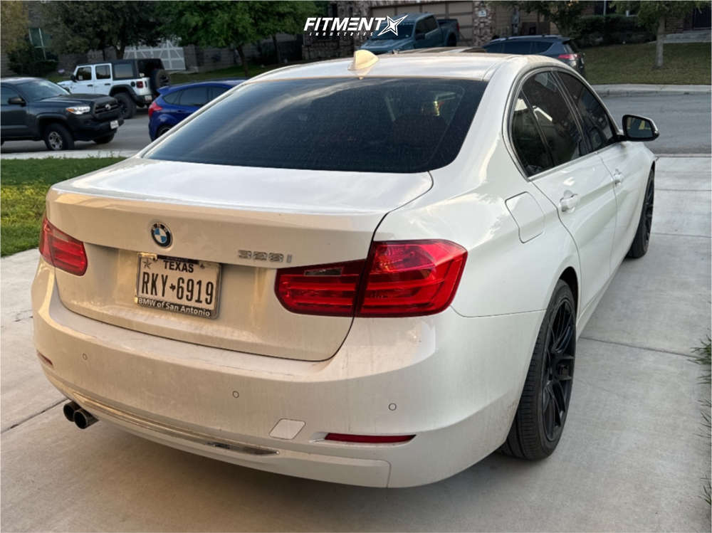 2013 BMW 328i Base with 18x8.5 Aodhan Ah-x and Kumho 245x35 on Stock ...