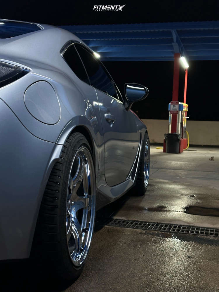 2023 Toyota GR86 Base with 18x9.5 Gram Lights 57cr and Michelin 245x35 ...