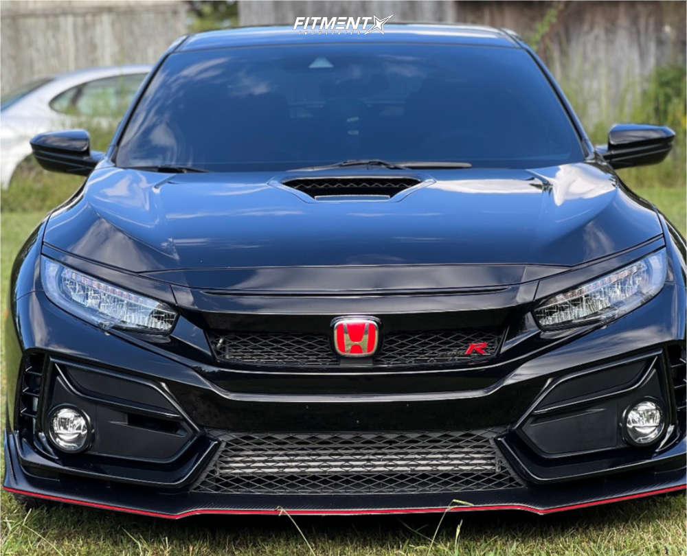 2020 Honda Civic Type R with 18x9.5 Titan7 T-S5 and Michelin 255x40 on ...