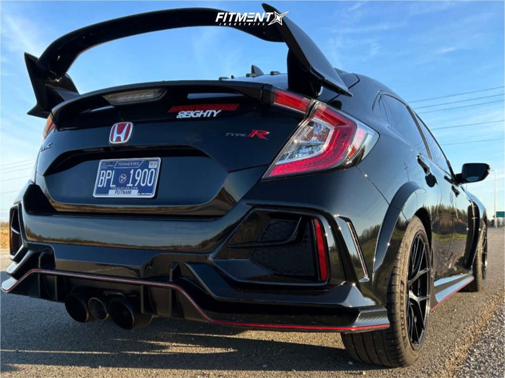 2020 Honda Civic Type R with 18x9.5 Titan7 T-S5 and Michelin 255x40 on ...
