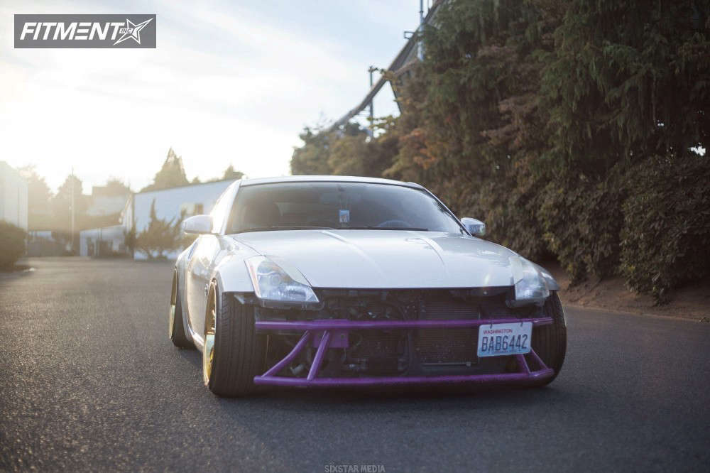 2003 Nissan 350Z Base with 19x9.5 Aodhan DS02 and Nankang 215x35 on ...