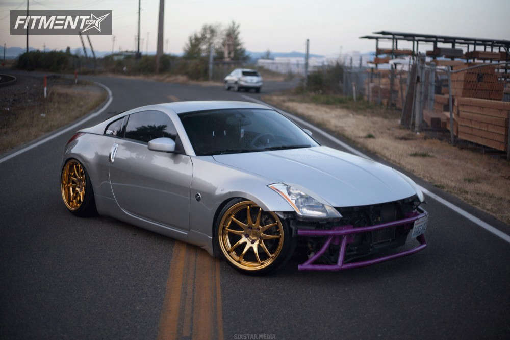 2003 Nissan 350Z Base with 19x9.5 Aodhan DS02 and Nankang 215x35 on ...