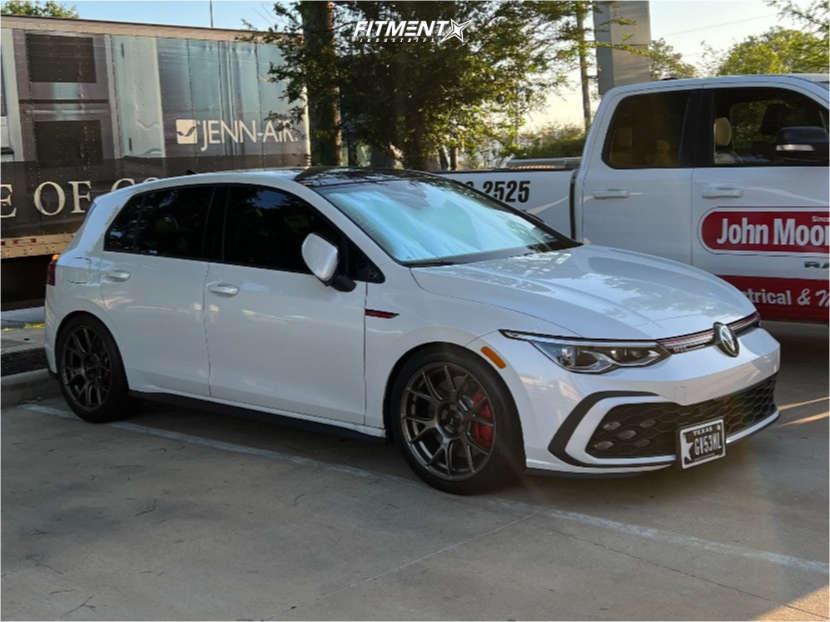 2024 Volkswagen GTI SE with 18x8.5 Konig Ampliform and Michelin 245x40 ...