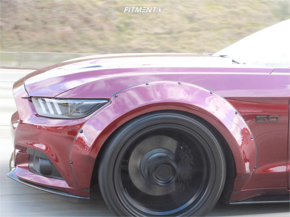 2015 Ford Mustang GT with 20x9 Ferrada F8-fr8 and Nitto 275x35 on ...