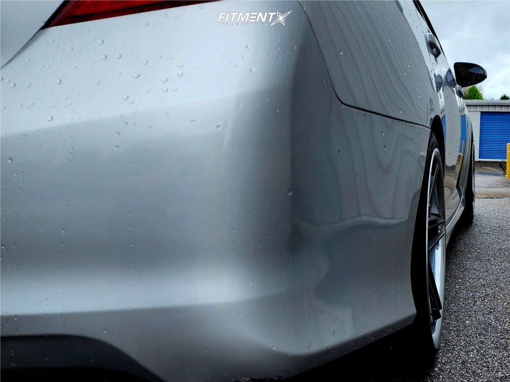 2013 Toyota Camry SE with 20x9 Ferrada Cm1 and Nitto 245x35 on Lowering ...