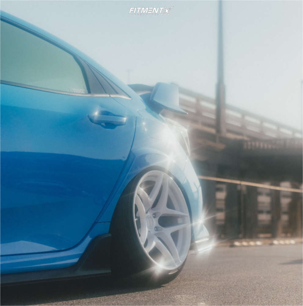 2021 Honda Civic Type R with 18x10.5 Kansei Astro and Land Golden ...