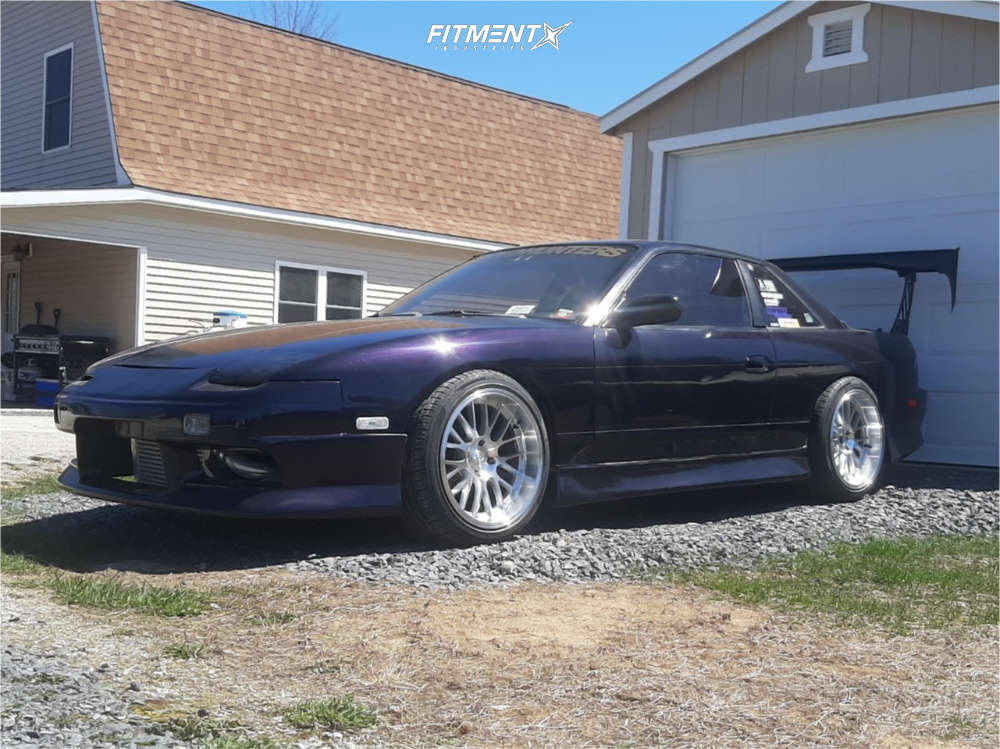 1989 Nissan 240SX Base with 18x9.5 Square G6 and Lexani 235x40 on ...
