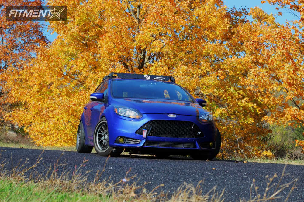 2013 Ford Focus ST with 18x9.5 Ambit Re82 and Goodyear 235x40 on ...