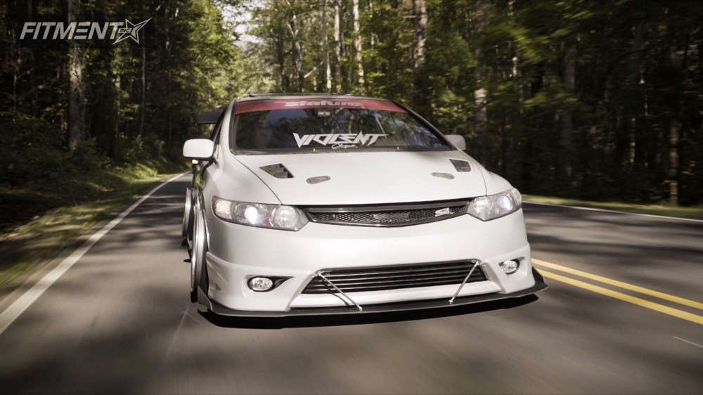 2008 Honda Civic Si 2dr Coupe (2.0L 4cyl 6M) with 17x12 Work Ewing Mesh ...