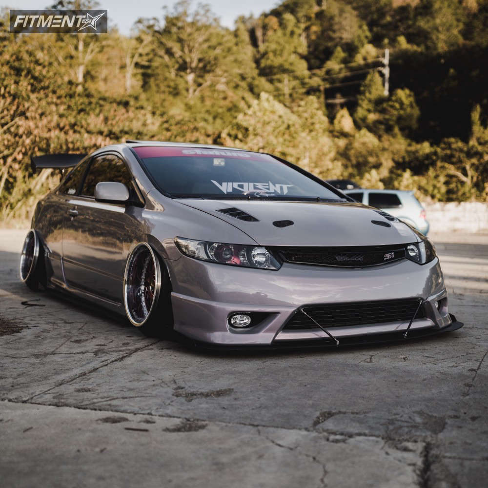 2008 Honda Civic Si 2dr Coupe (2.0L 4cyl 6M) with 17x12 Work Ewing Mesh ...