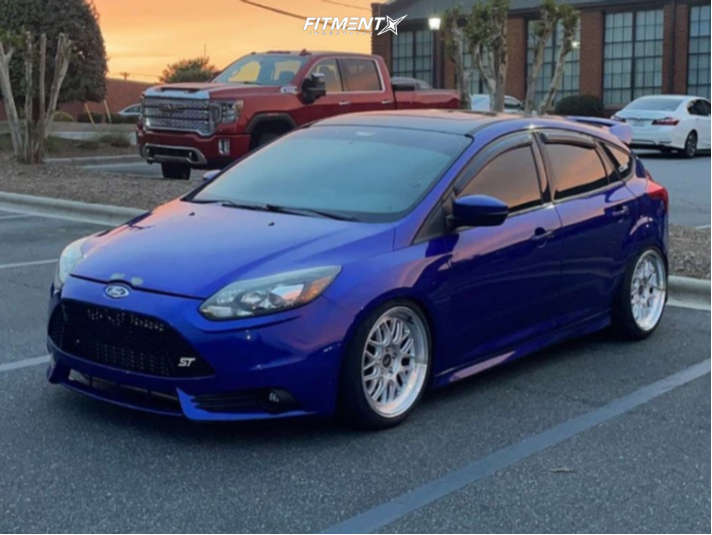 2014 Ford Focus ST with 18x8.5 ESR Cr1 and Lexani 225x40 on Coilovers ...