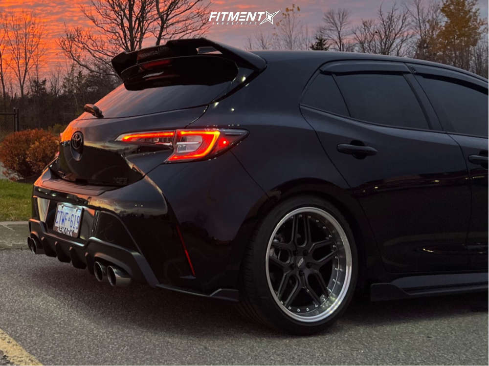 2021 Toyota Corolla XSE with 18x9.5 ESR Cs15 and Michelin 255x35 on ...
