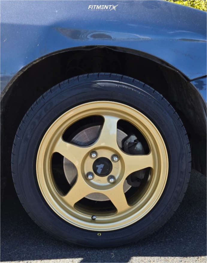1994 Acura Integra LS with 15x6.5 AVID1 Av8 and Toyo Tires 195x50 on ...