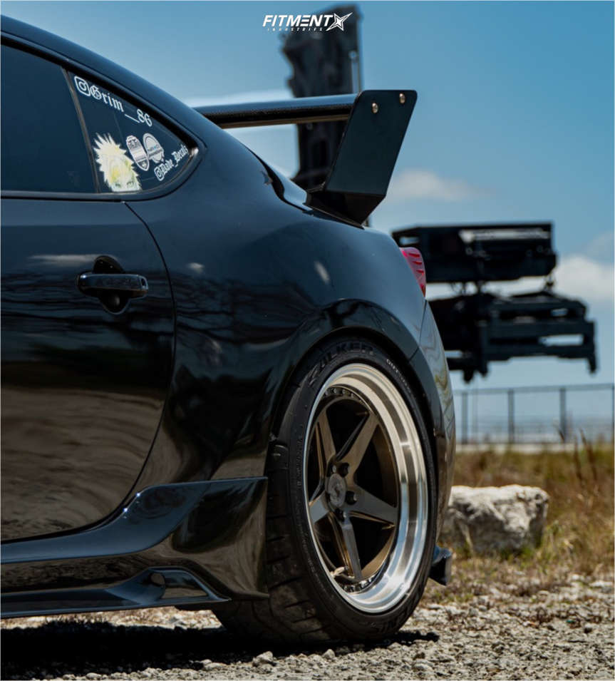 2019 Toyota 86 Base with 18x8.5 Aodhan Ds05 and Falken 235x40 on ...