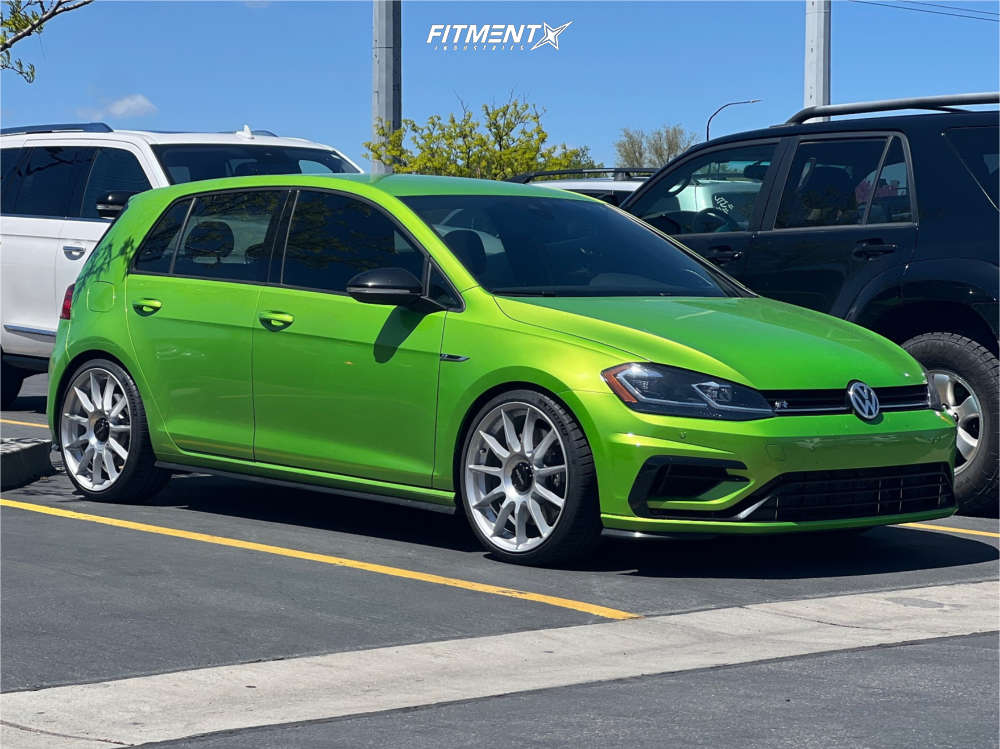 2019 Volkswagen Golf R Base with 19x8.5 Rotiform Dtm and Michelin ...