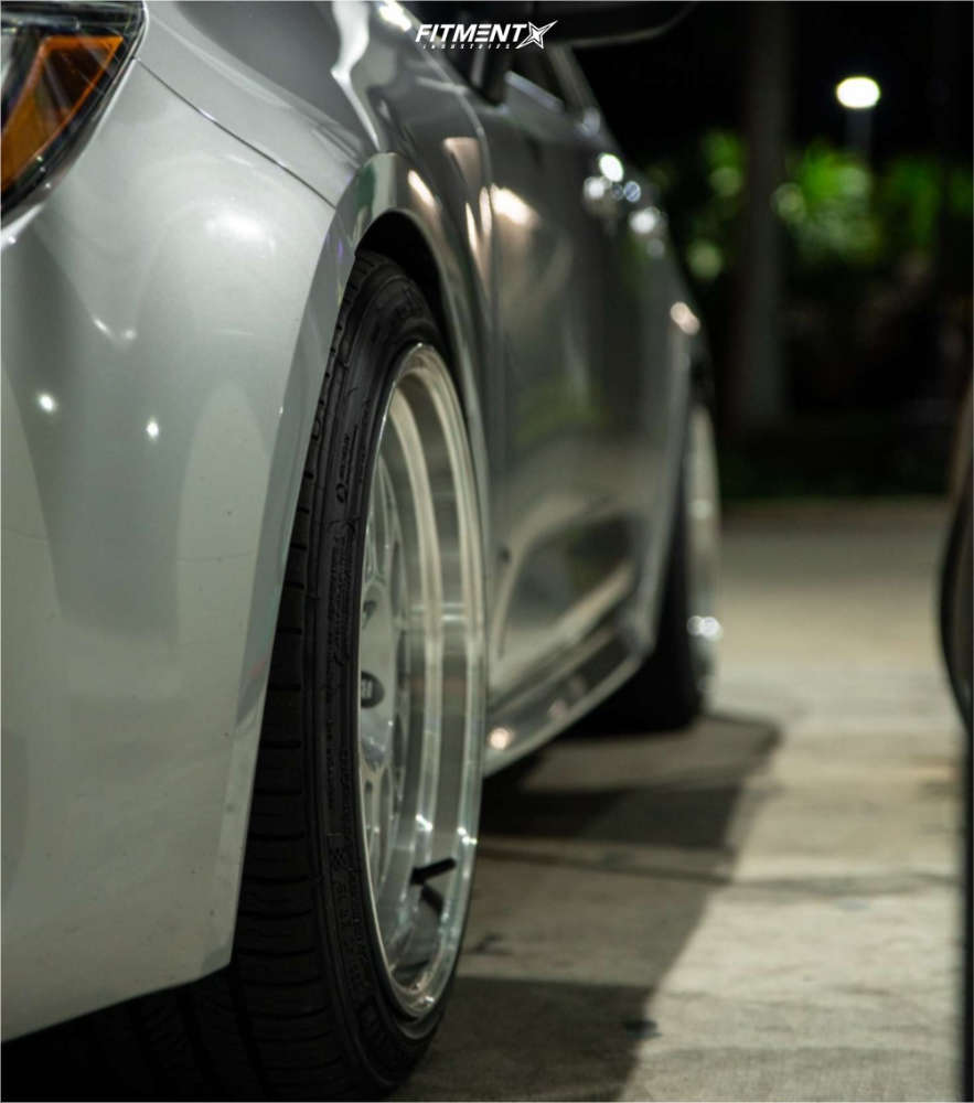 2021 Toyota Corolla XSE with 18x9.5 Aodhan Ah02 and Michelin 235x40 on ...