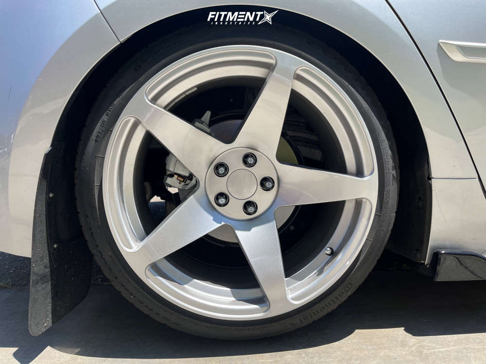 2024 Toyota Corolla SE with 18x9.5 Heritage Imola Monoc and Continental ...