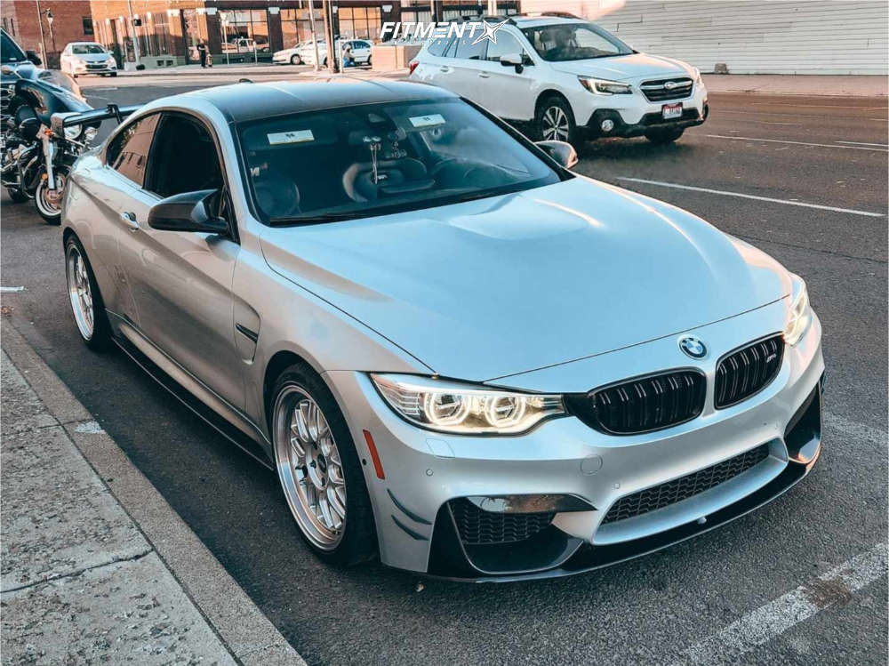 2015 BMW M4 Base with 19x10 ESR Cr1 and Kumho 275x30 on Stock ...
