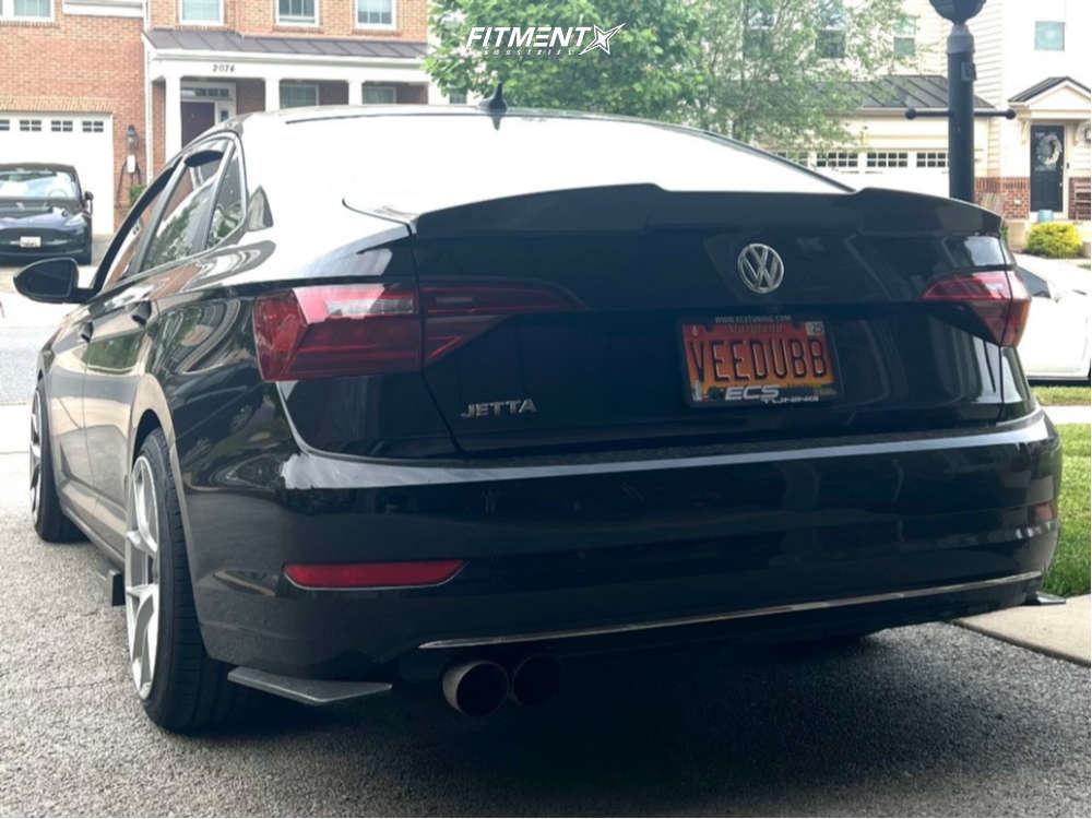 2021 Volkswagen Jetta SE with 18x9.5 ESR Rf2 and Toyo Tires 225x40 on ...