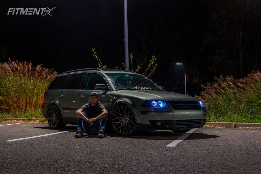 2004 Volkswagen Passat GLS with 19x8.5 Rotiform Blq and Achilles 235x35 ...