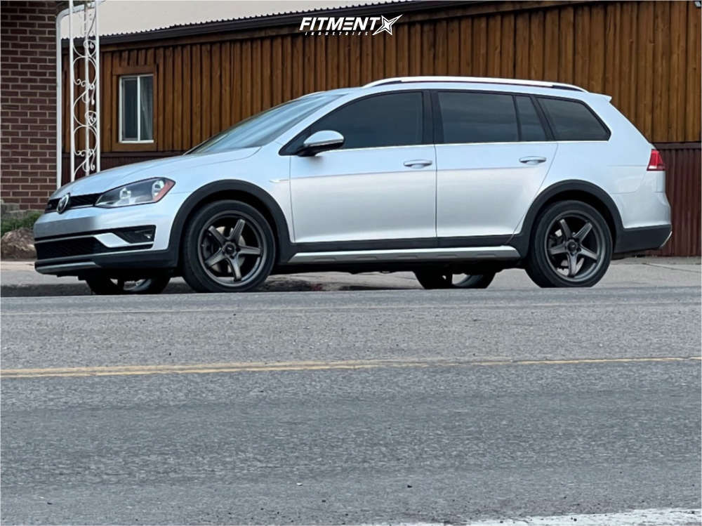 2017 Volkswagen Golf Alltrack SE with 18x8.5 Konig Neoform and Nitto ...