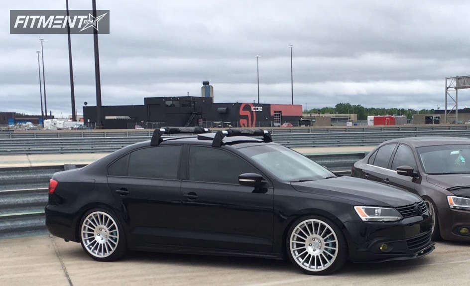 2013 Volkswagen Jetta SEL with 19x8.5 Rotiform Ind-t and Autoguard ...